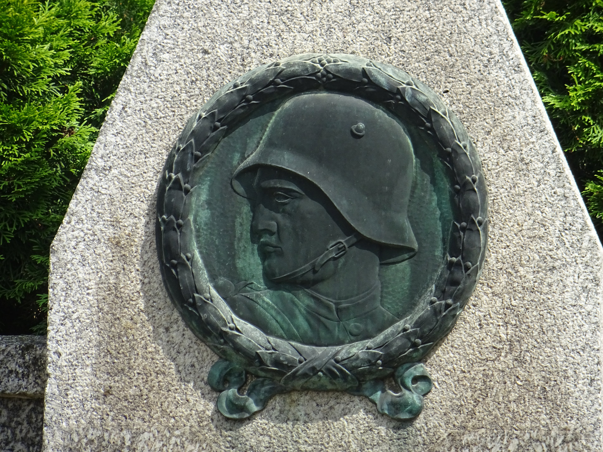 Niederösterreich - Leopoldsdorf im Marchfeld, Kriegerdenkmal